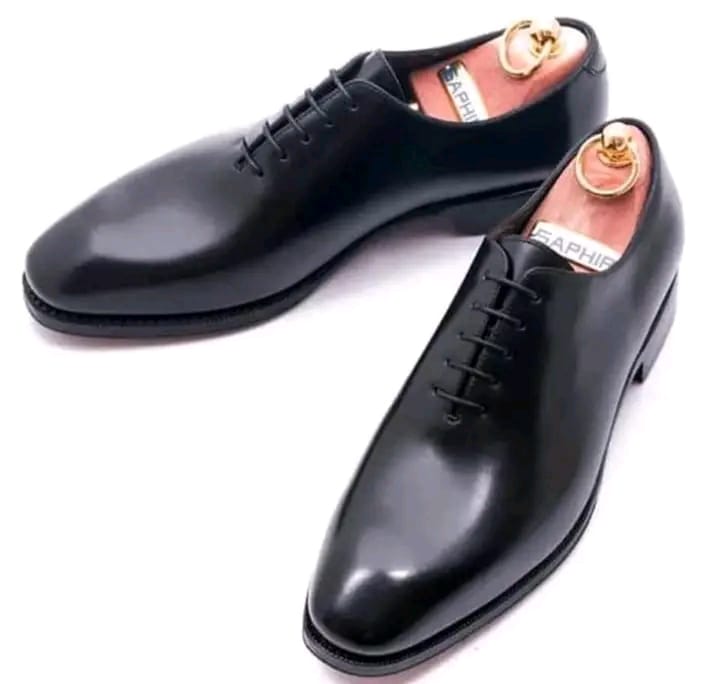 Somptueux paire de Soulier en Cuir Couleur Noir SG00064 - SodiShop